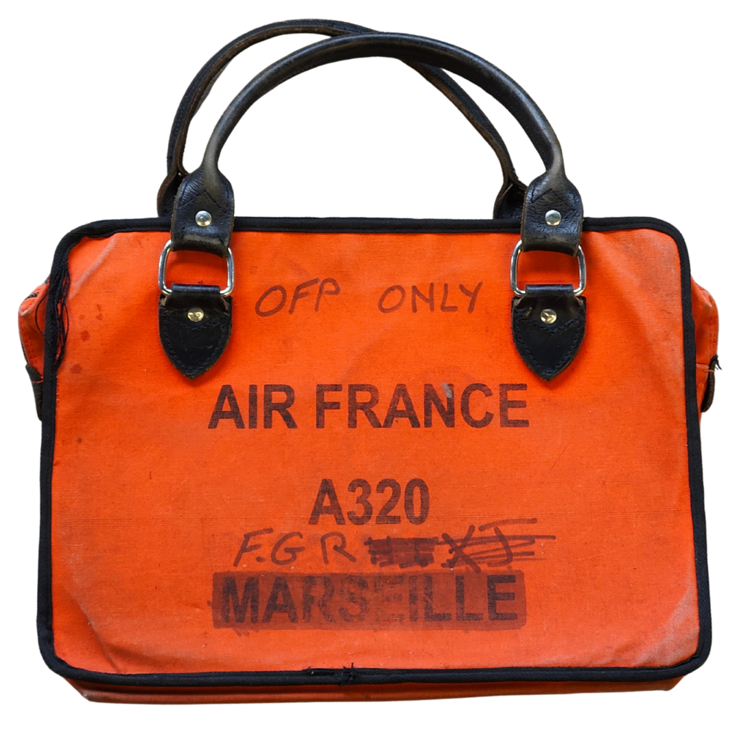 Airbus A319 F‑GRHT Briefcase Bag – Authentic Aircraft Memorabilia ...