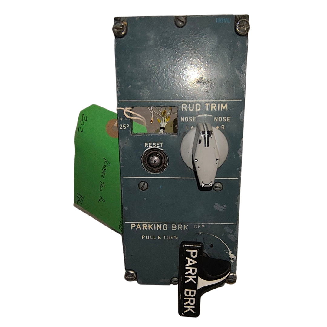 A320 Rudder Trim and Park Brake Panel - Plane Reclaimers