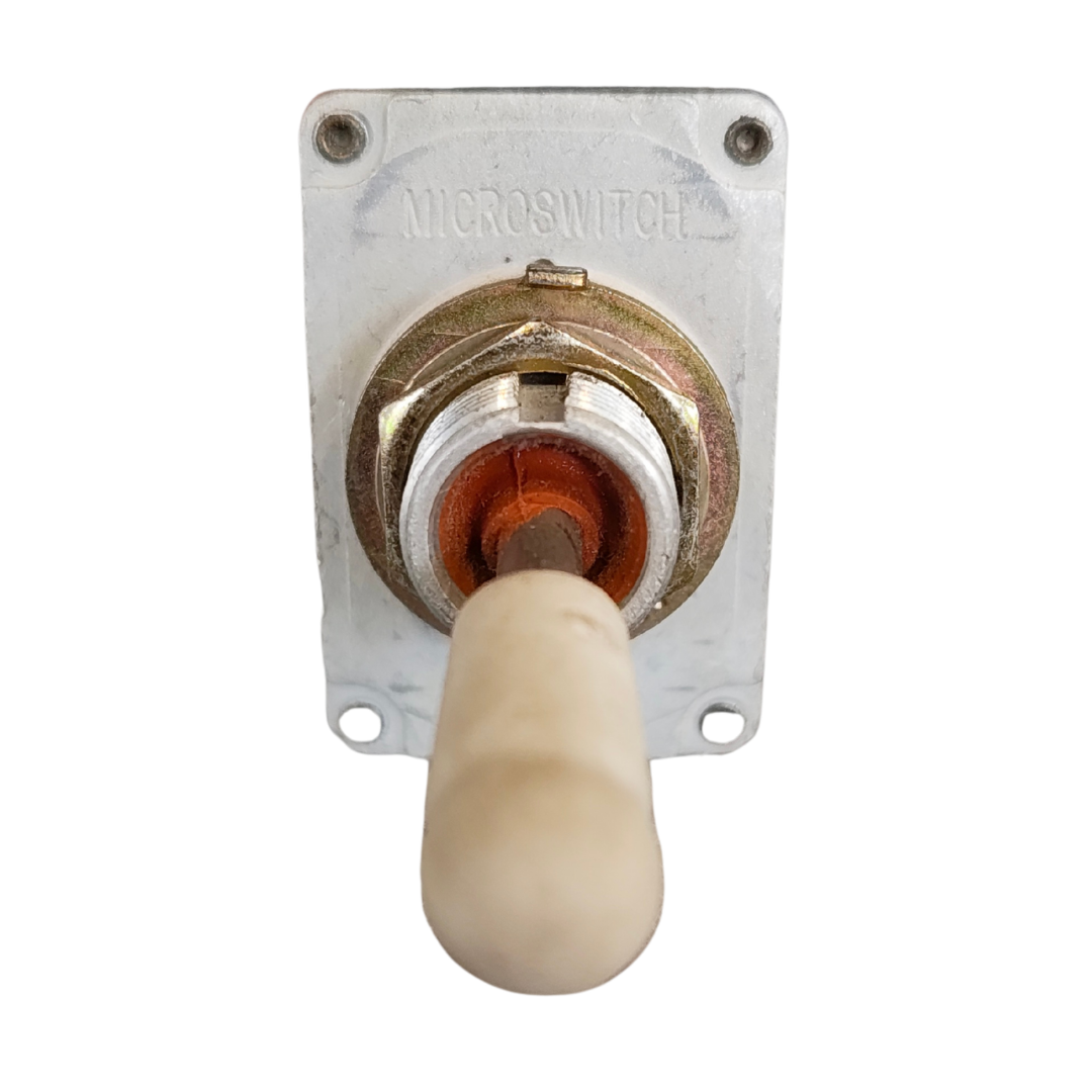 Aircraft Micro Switch USA - Plane Reclaimers